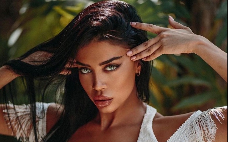 NV | Actriz Tamara Gutiérrez González aterriza en México